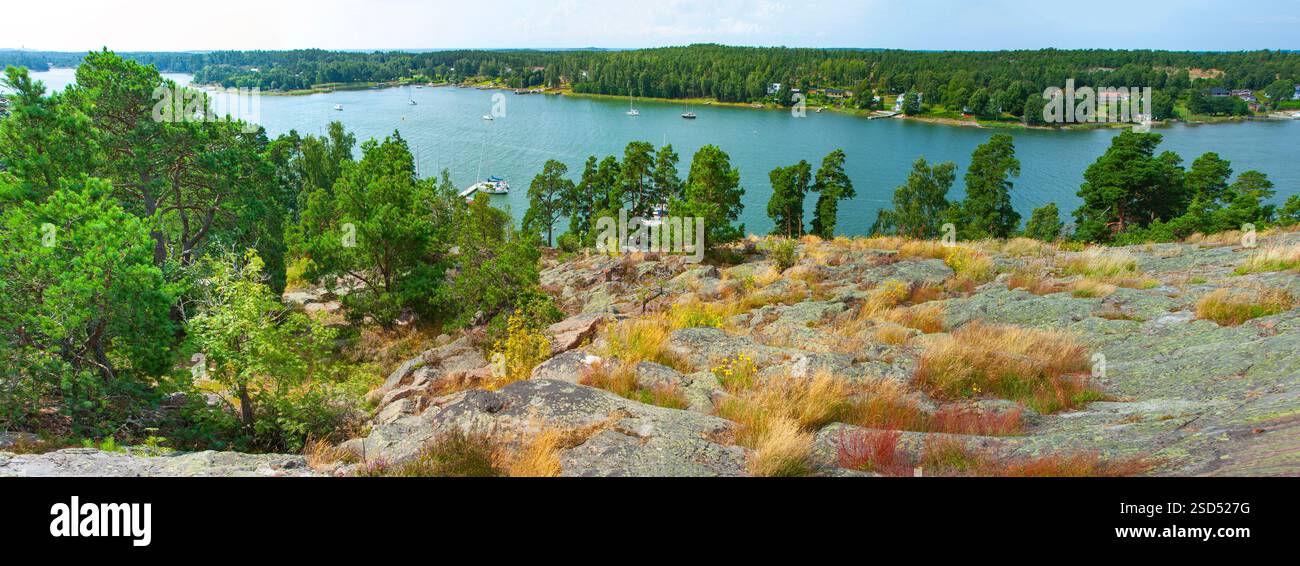 Lake among the rocks in the forests of Finland Stock Photo - Alamy