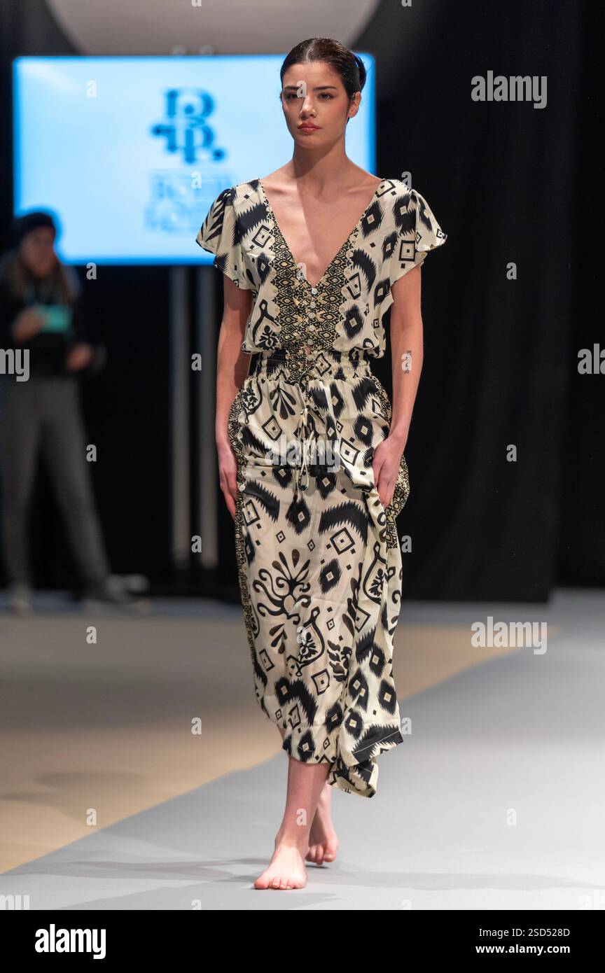 Madrid, Madrid, Spain. 7th Feb, 2025. ISABEL ALVAREZ BARRAGAN modelo ...