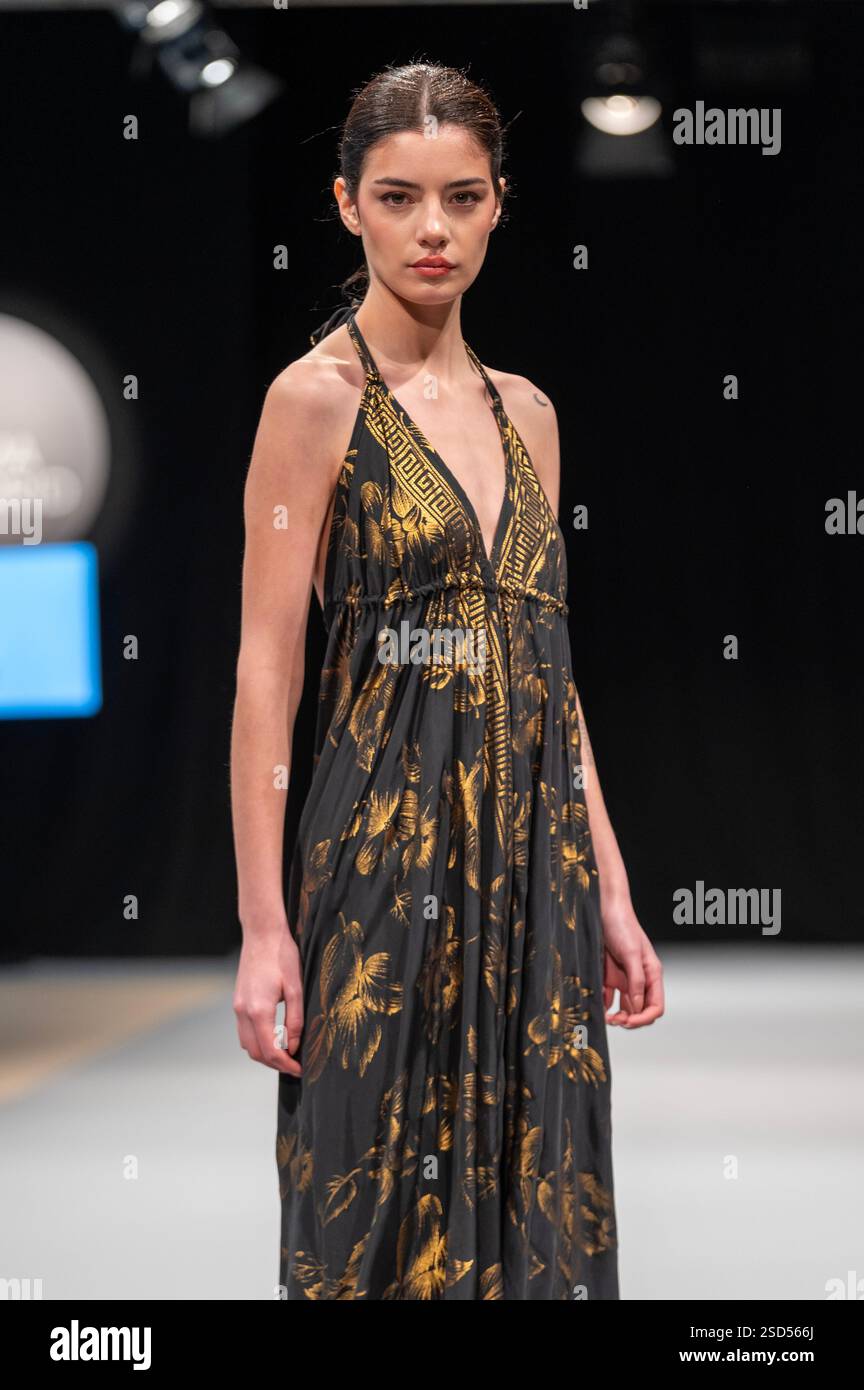 Madrid, Madrid, Spain. 7th Feb, 2025. ISABEL ALVAREZ BARRAGAN modelo ...