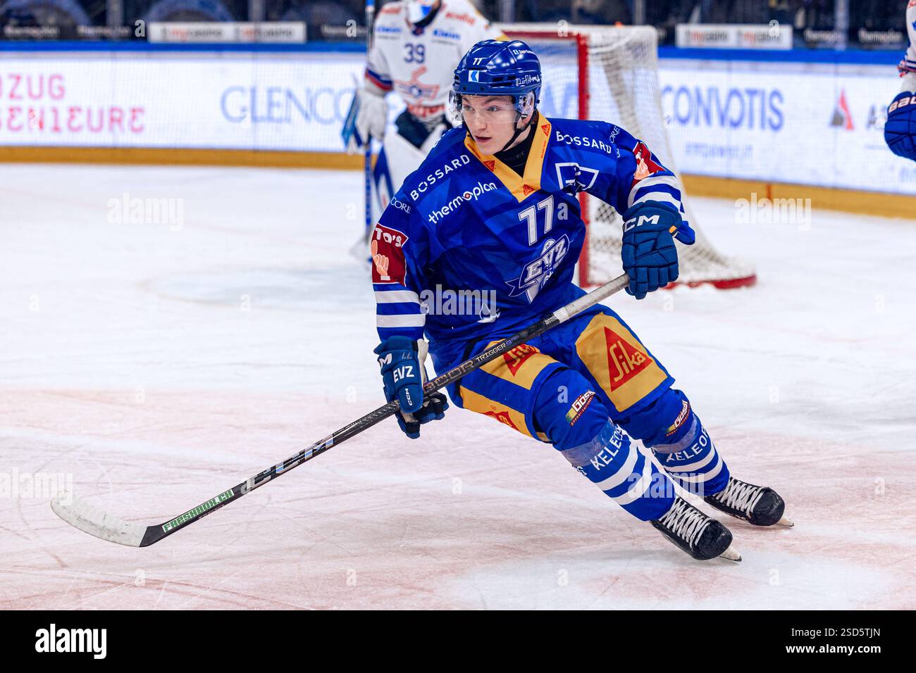 Loris Wey #77 (EV Zug) - 15.01.2025 - National League, Regular Season ...