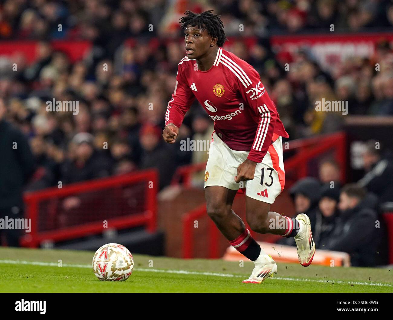 Manchester, UK. 7th Feb, 2025. Patrick Dorgu of Manchester United ...