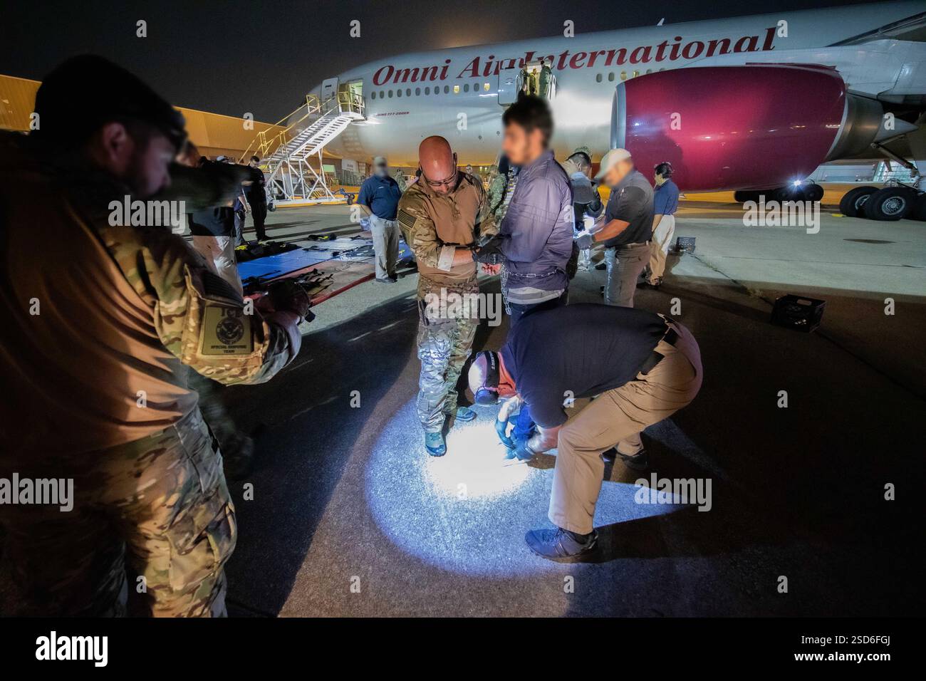 U.S. ICE immigration enforcement Stock Photo - Alamy