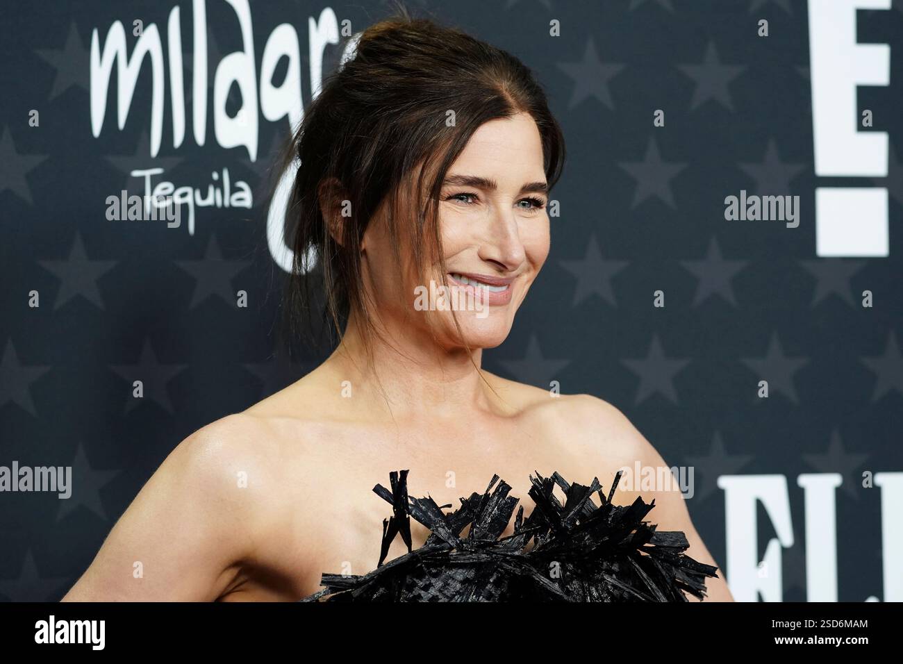 Kathryn Hahn arrives at the 30th Critics Choice Awards on Friday, Feb ...
