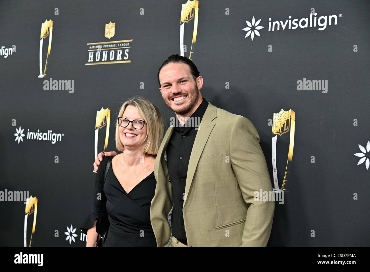 Saenger Theatre. 6th Feb, 2025. New Orleans LA; Alex Singleton and his ...