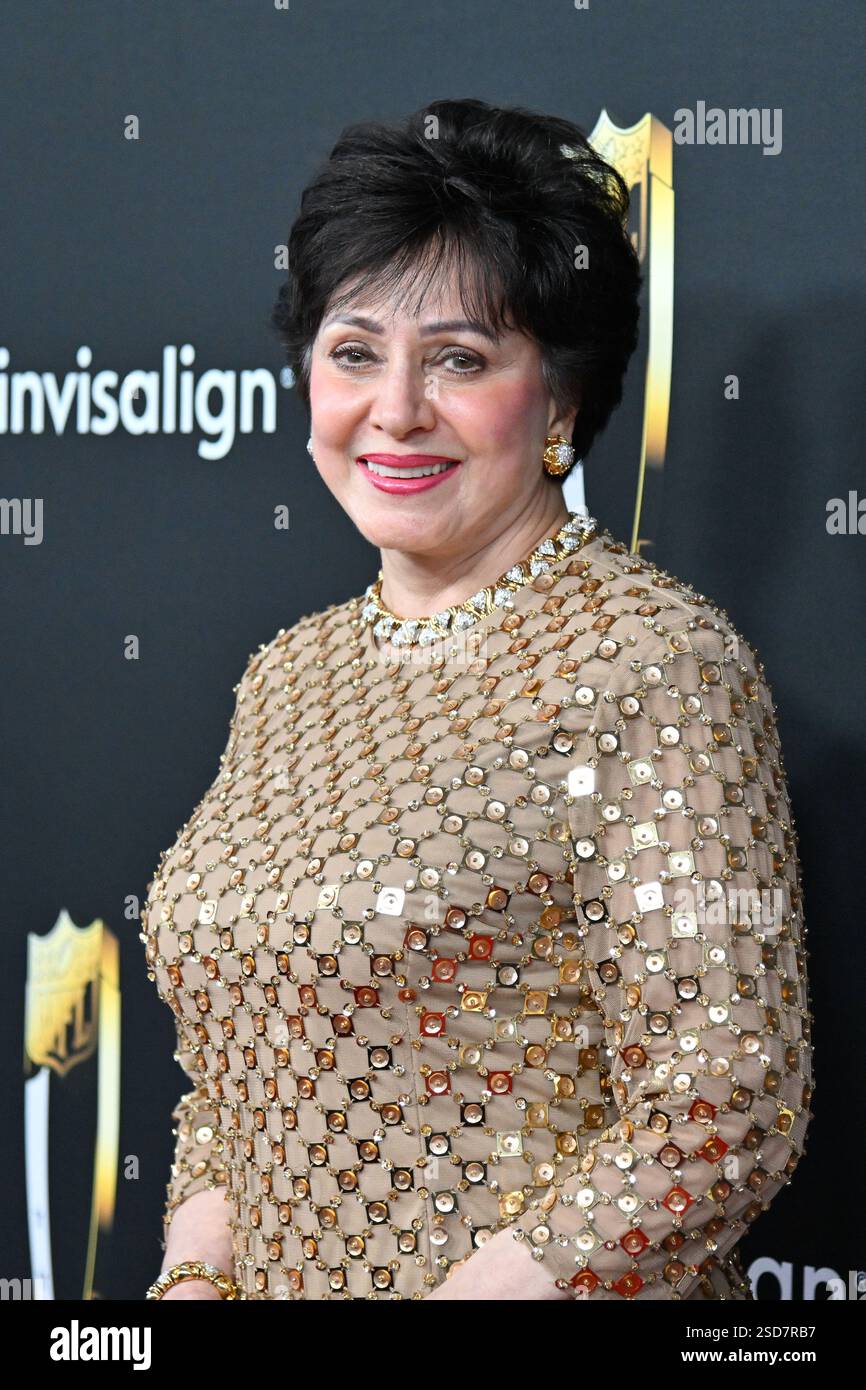 Saenger Theatre. 6th Feb, 2025. New Orleans LA; New Orleans Saints ...