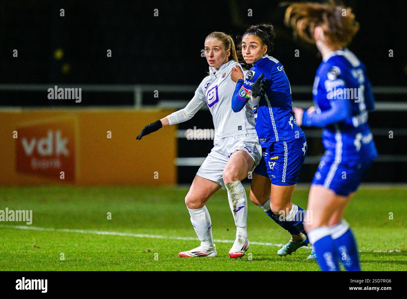Gent, Belgium. 07th Feb, 2025. Ludmila Matavkova (19) of Anderlecht and Nia Elyn (4) of KAA Gent ...