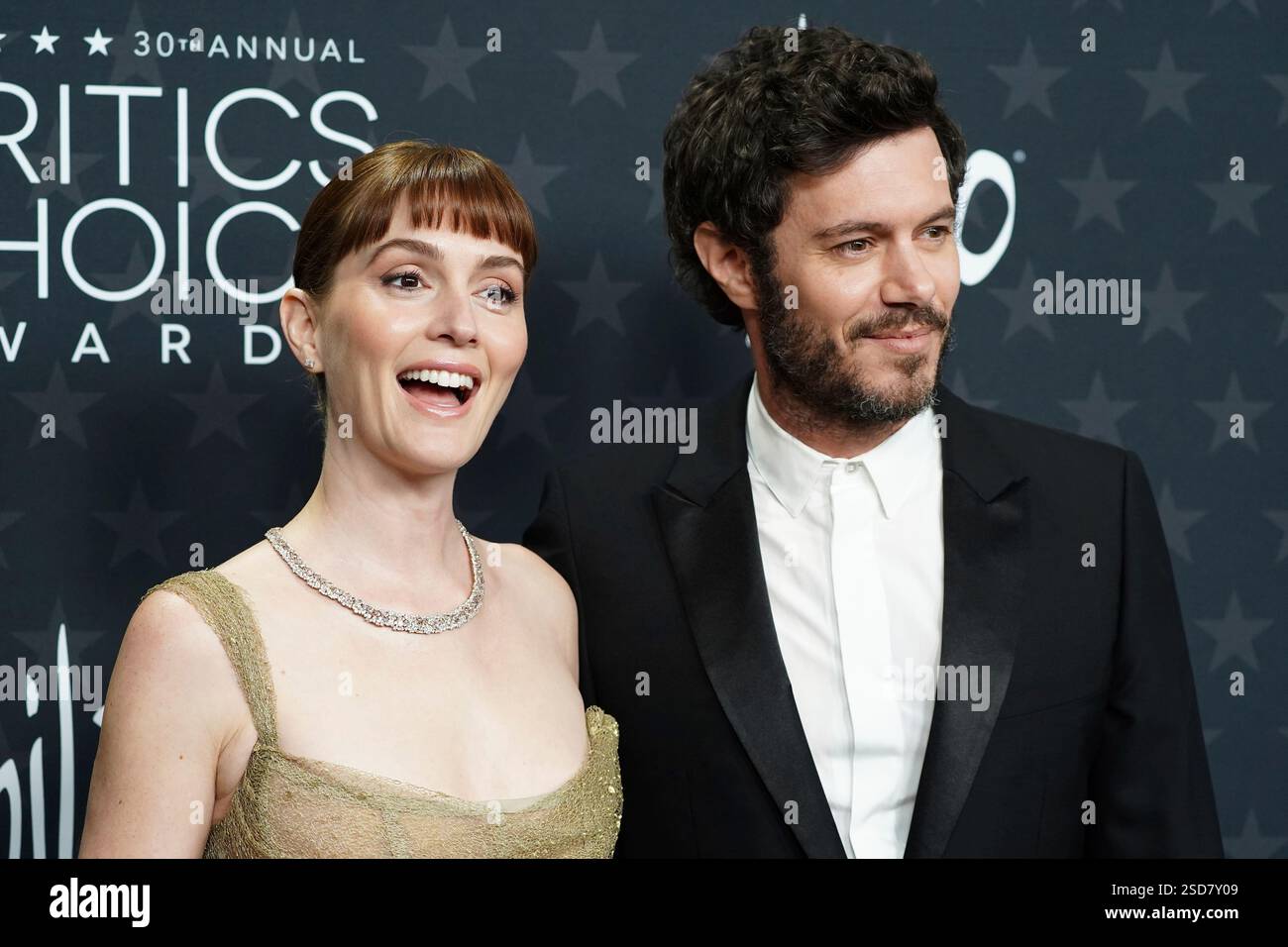 Leighton Meester, left, and Adam Brody arrive at the 30th Critics ...
