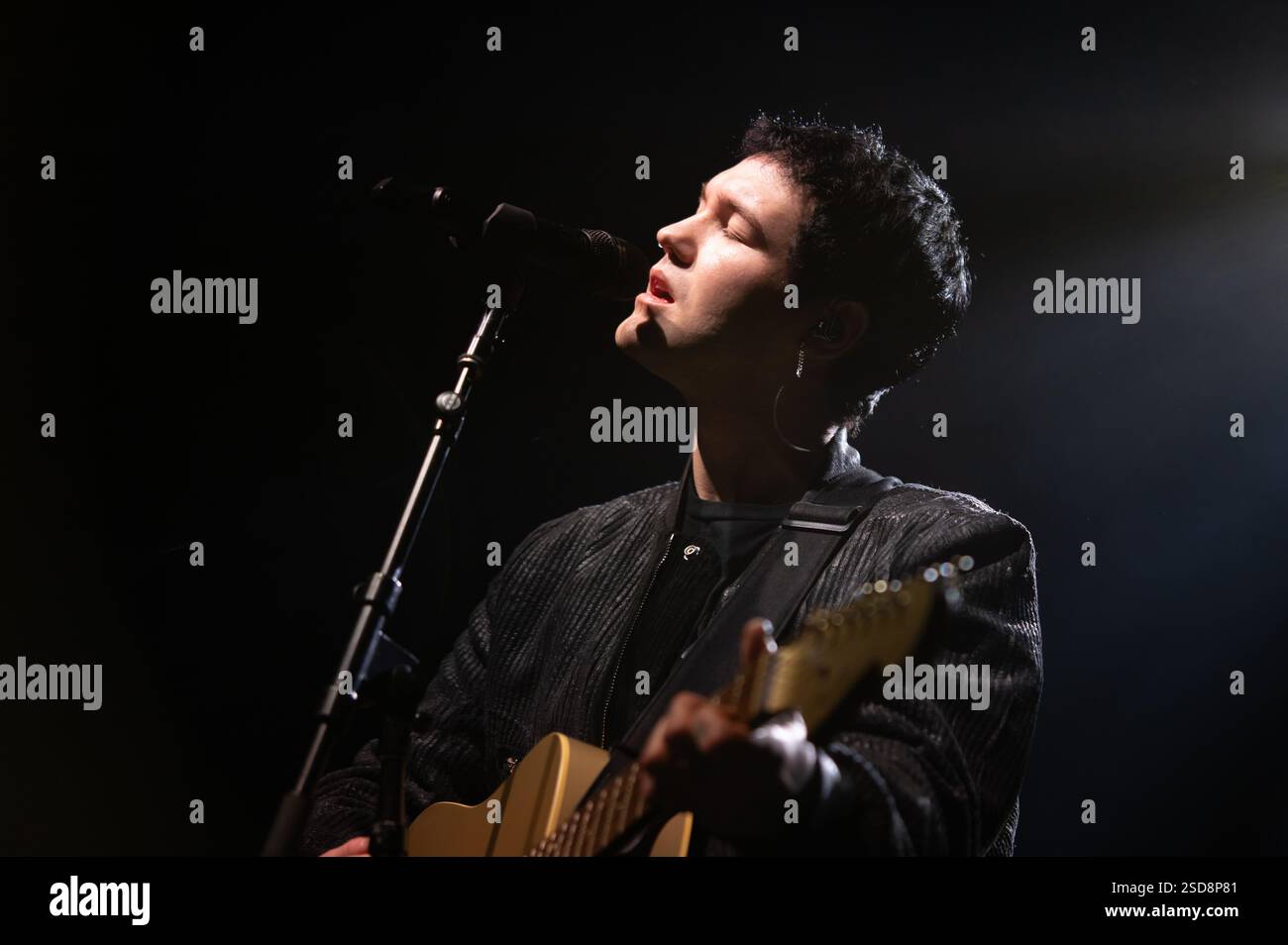 London, United Kingdom. 7th February 2025. Goody Grace opens for G-Eazy ...