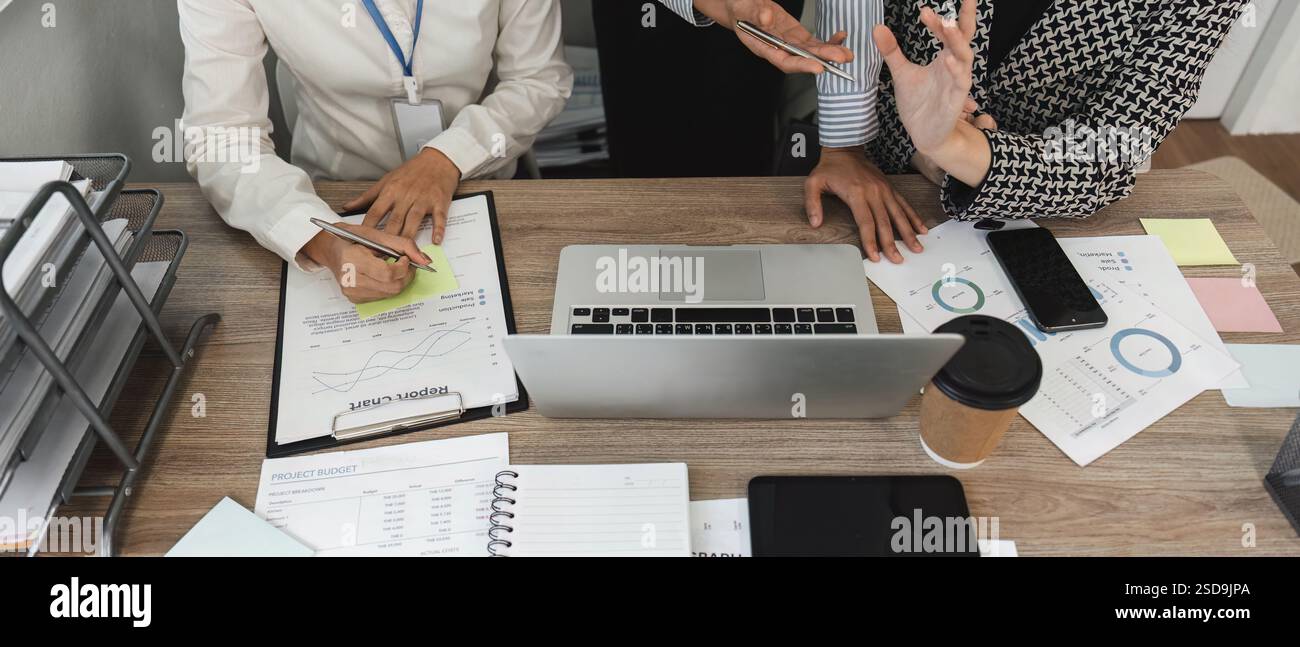 Business team collaboration office meeting notes professional ...