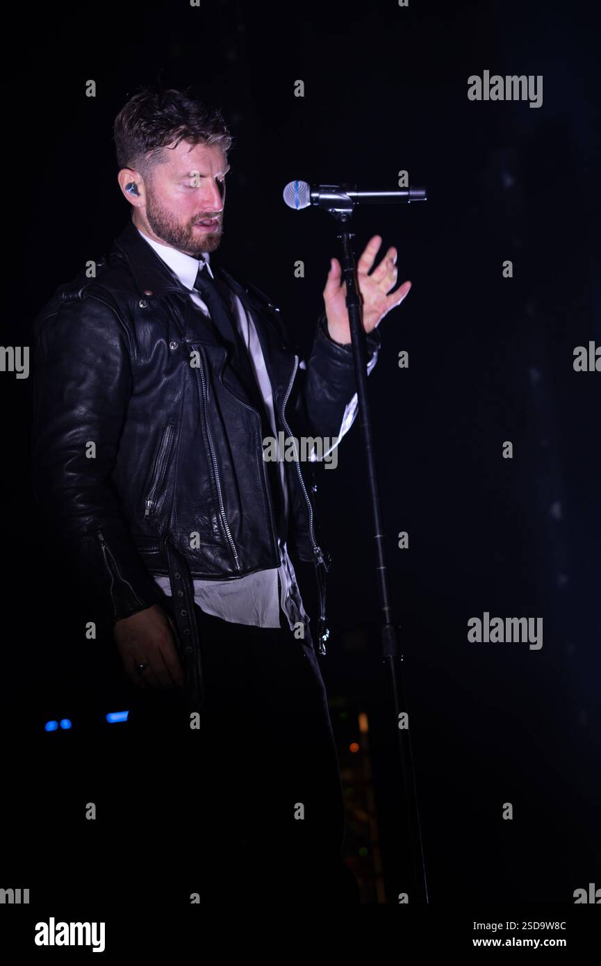 London, United Kingdom. 7th February 2025. Marc E Bassy warms up the ...