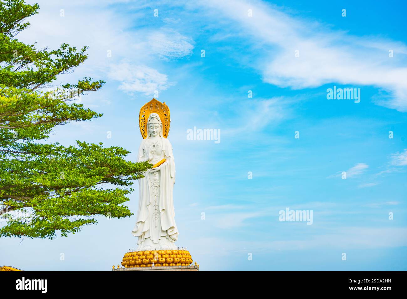 Nanshan Guanyin Temple in Sanya, Hainan Stock Photo - Alamy