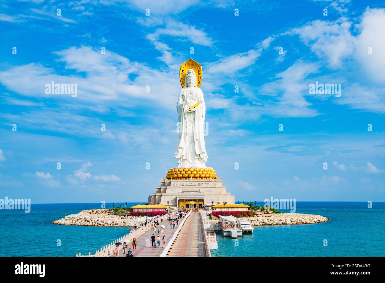 Nanshan Guanyin Temple in Sanya, Hainan Stock Photo - Alamy