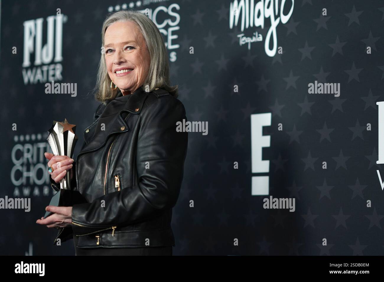 Kathy Bates poses in the press room with the award for best actress in ...