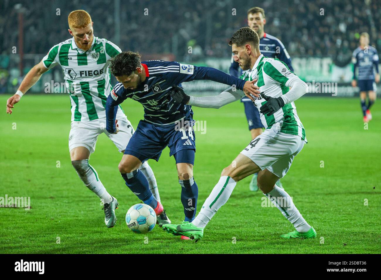 2. Bundesliga - SC Preußen Münster - Hamburger SV am 07.02.2025 im Preußenstadion in Münster ...