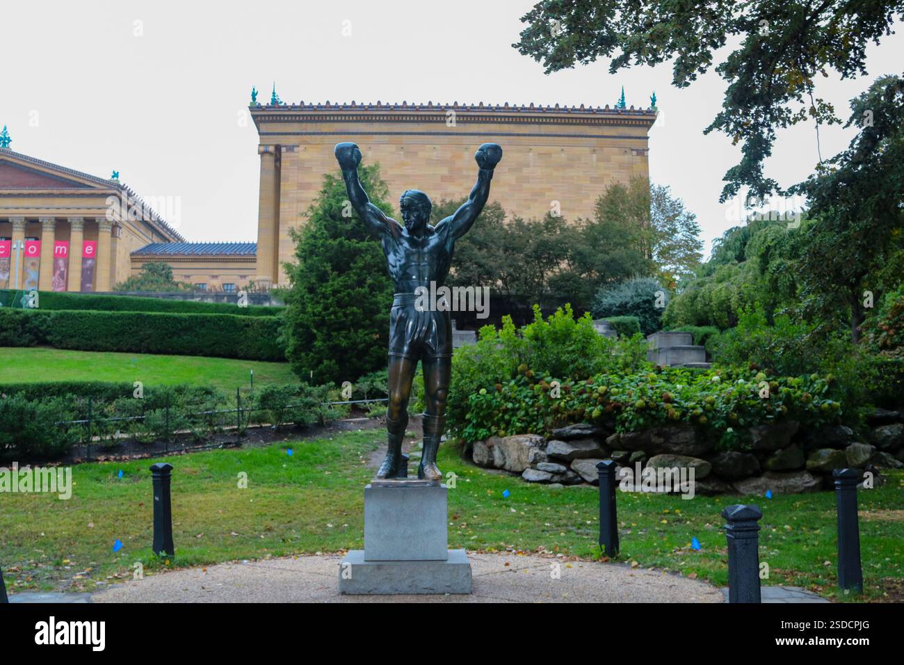 Iconic statue of Rocky Balboa in front of Philadelphia museum Stock ...