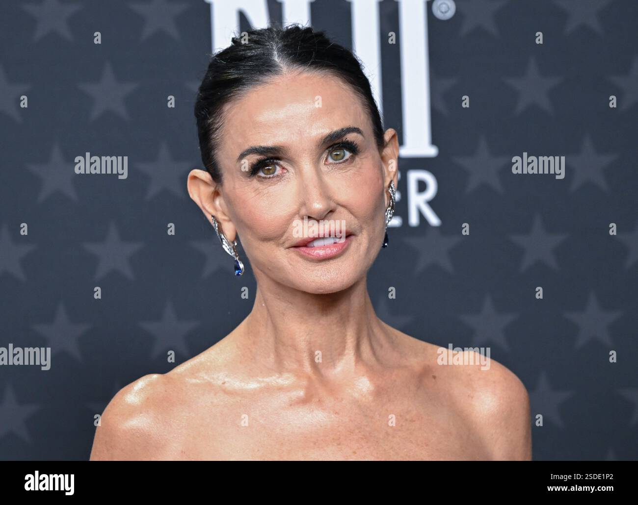 Demi Moore arriving to the 30th Annual Critics Choice Awards held at ...