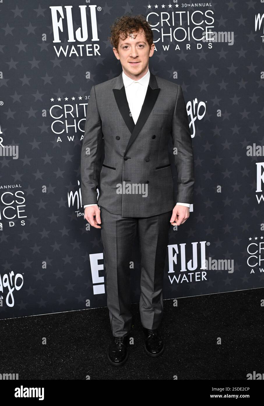 Santa Monica, USA. 07th Feb, 2025. Ethan Slater arriving to the 30th ...