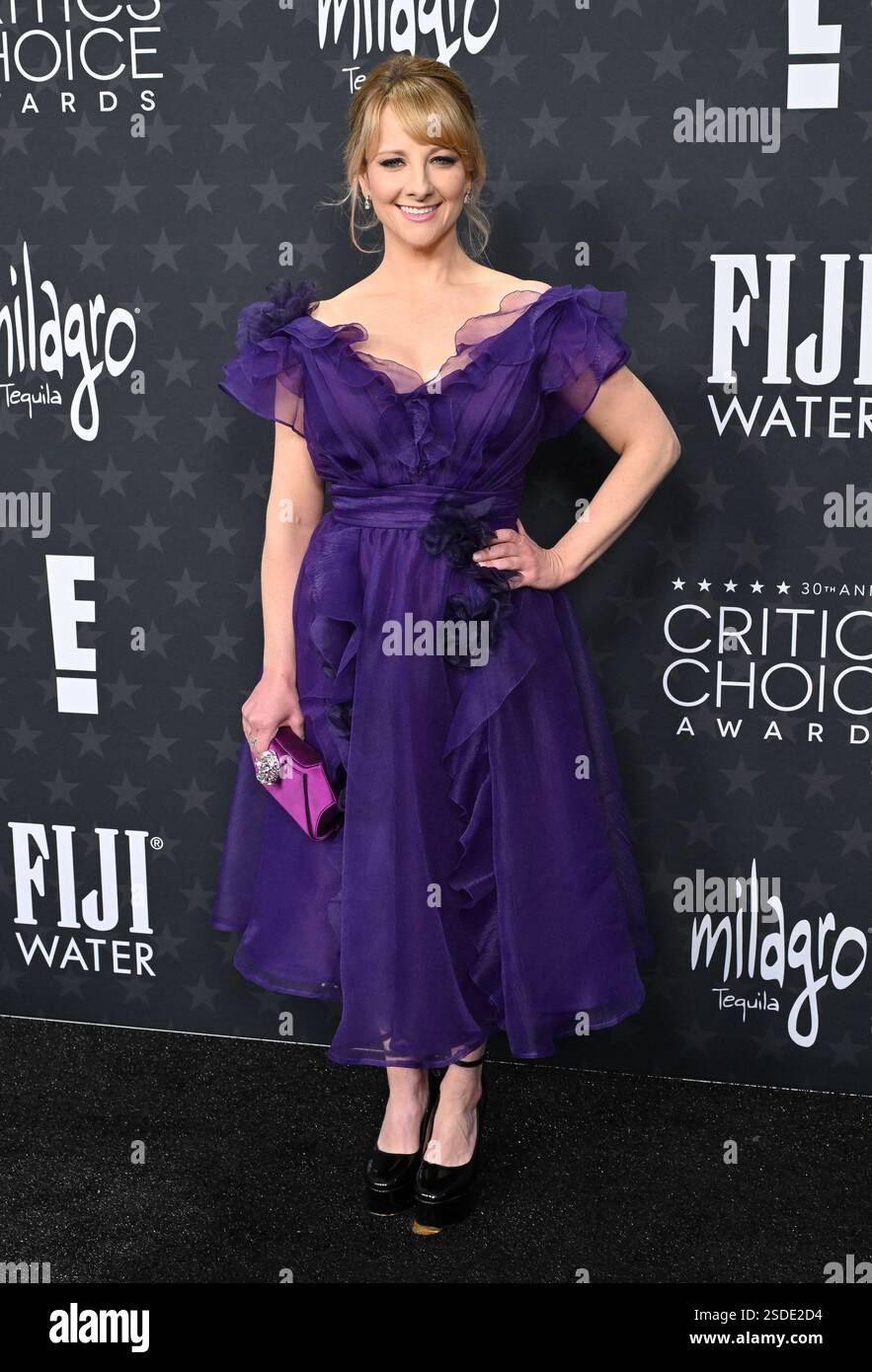 Santa Monica, USA. 07th Feb, 2025. Melissa Rauch arriving to the 30th ...