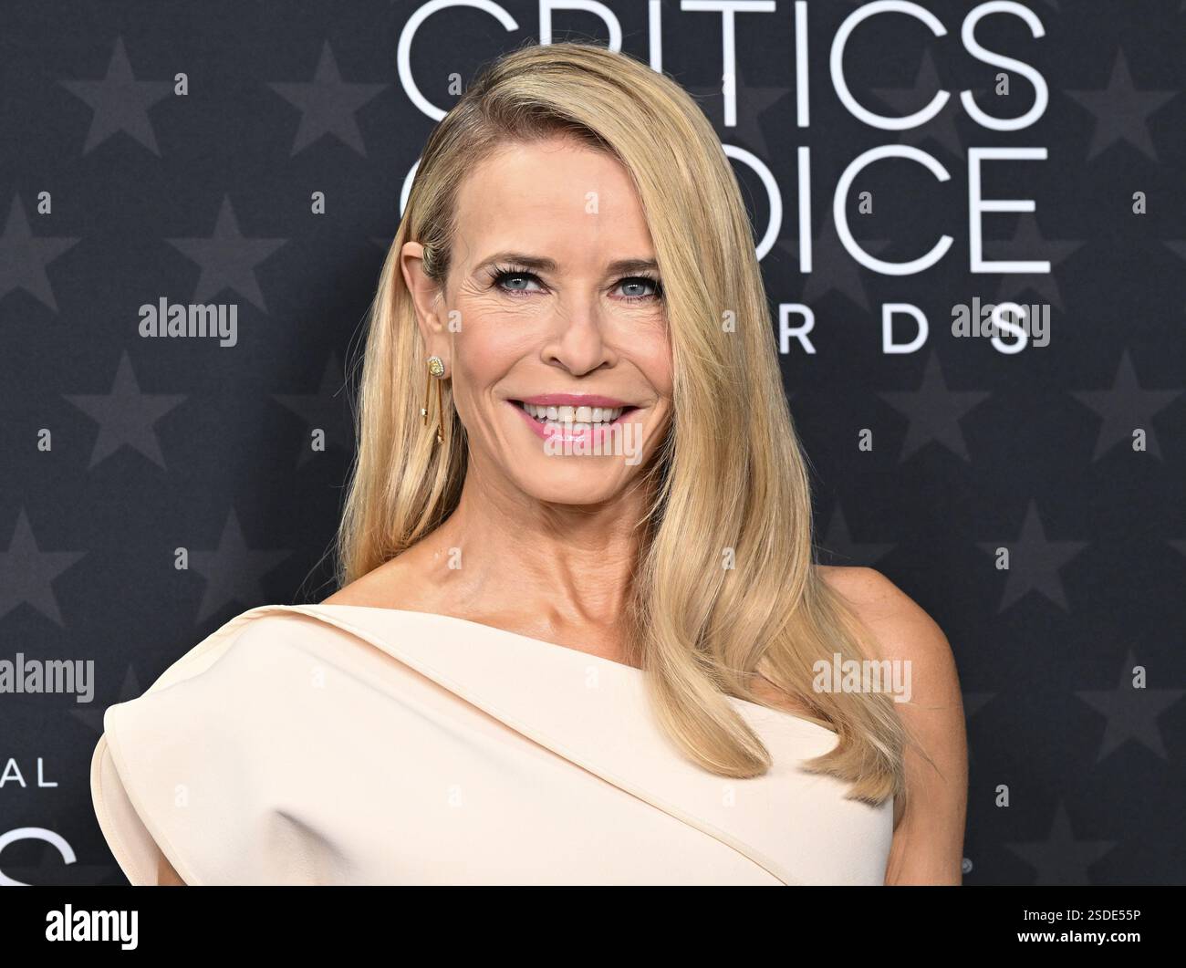 Santa Monica, USA. 07th Feb, 2025. Chelsea Handler arriving to the 30th ...