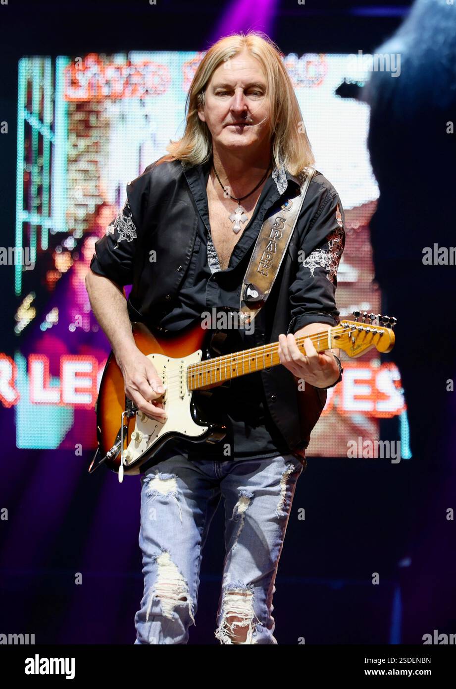 Hollywood, USA. 07th Feb, 2025. HOLLYWOOD, FLORIDA - FEBRUARY 7: Mark ...