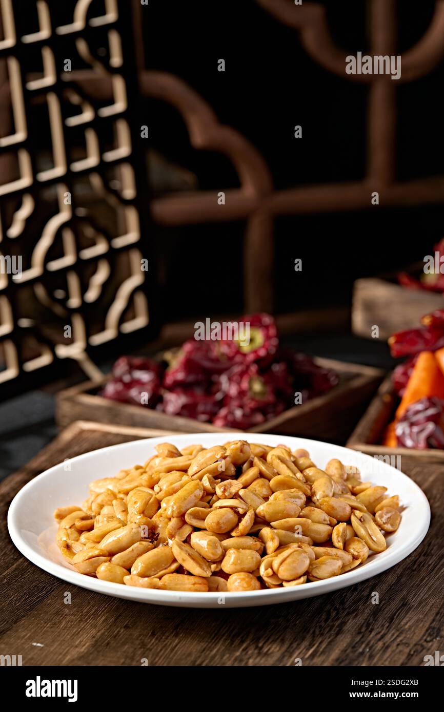 Drunkard Crispy Spicy Peanuts Stock Photo - Alamy