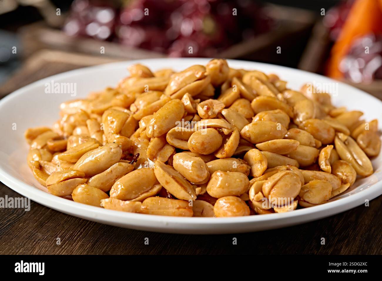 Drunkard Crispy Spicy Peanuts Stock Photo - Alamy