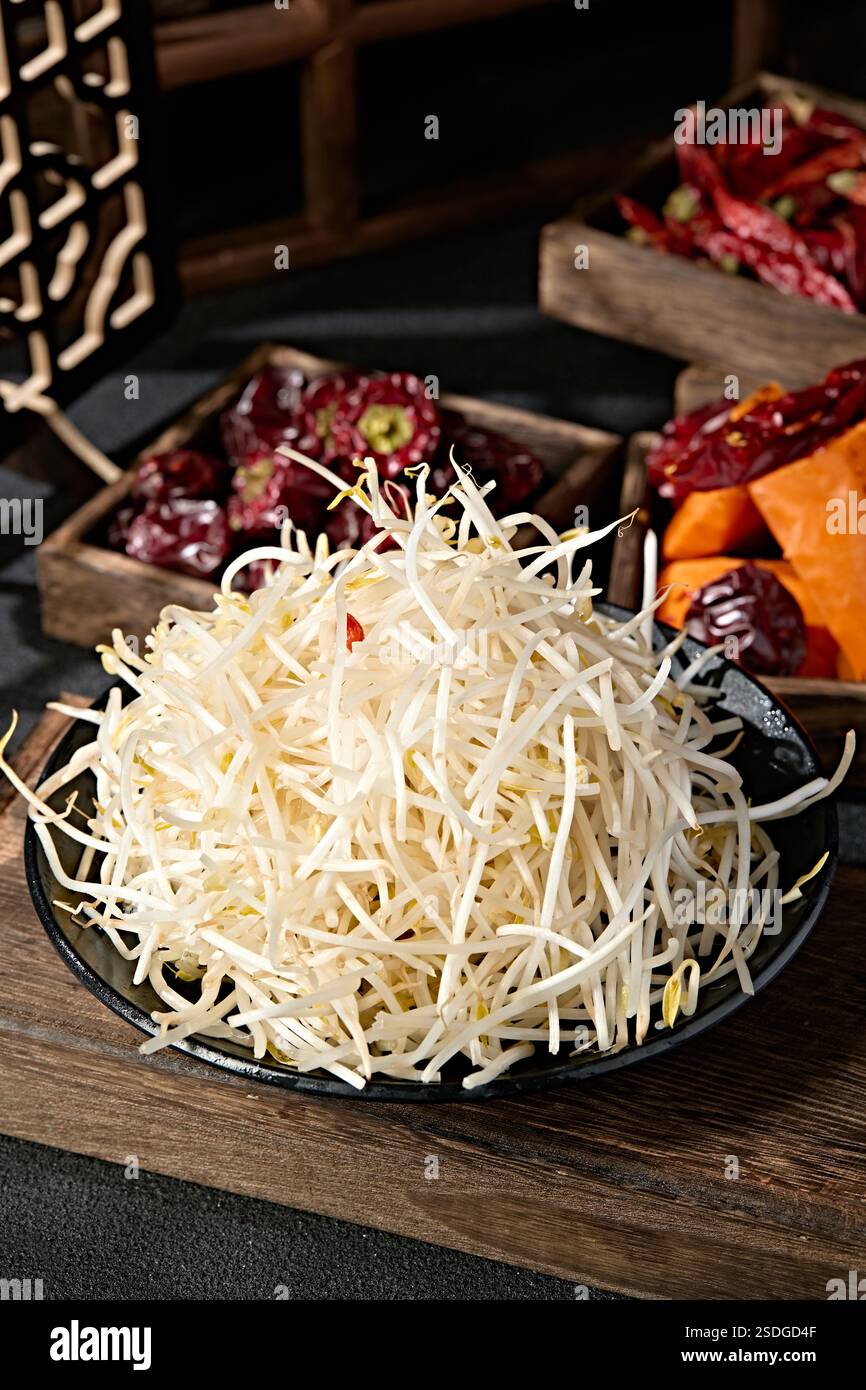 Fresh bean sprouts Stock Photo - Alamy
