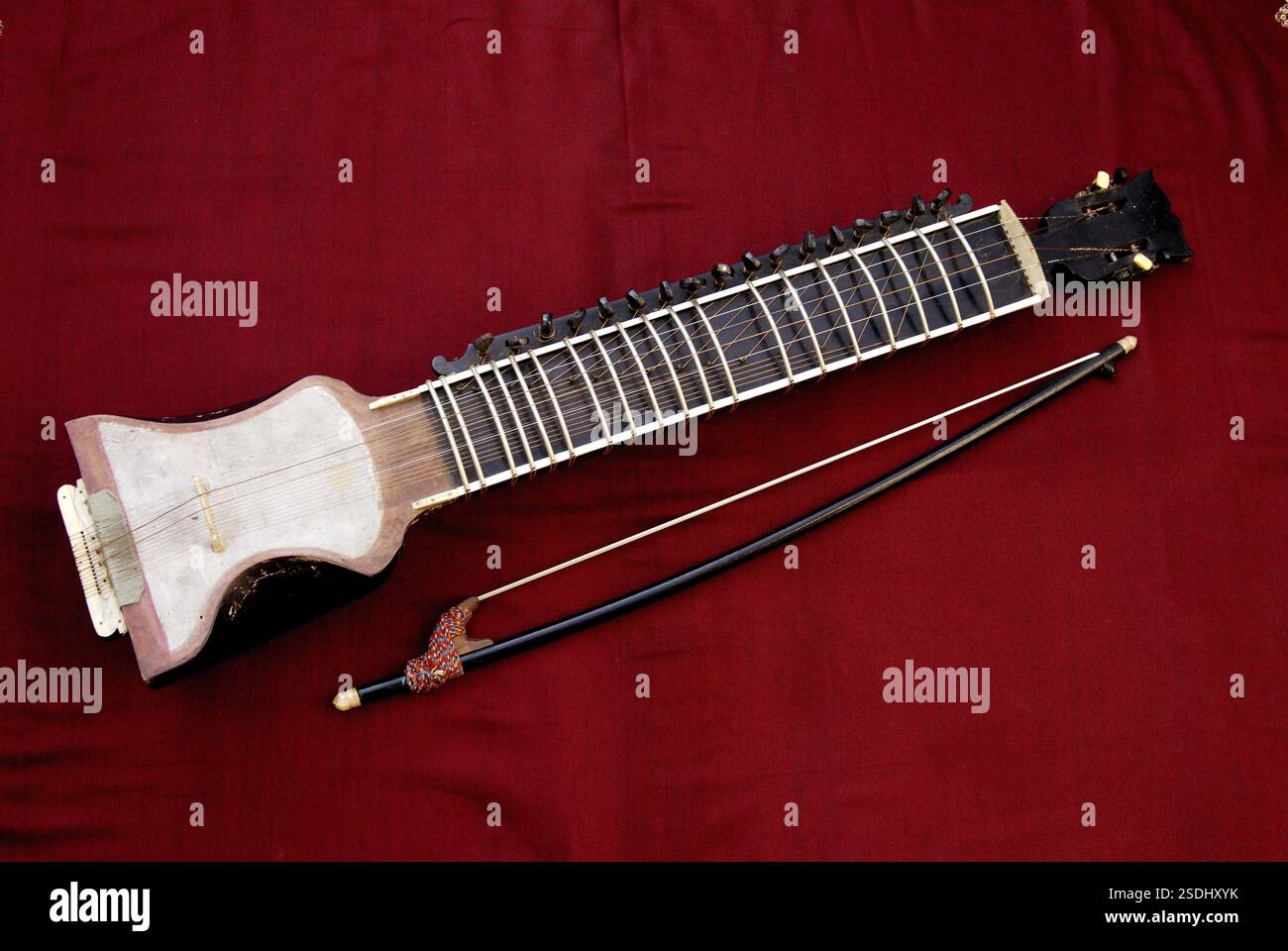 Dilruba, classical musical instrument, India, Asia Stock Photo - Alamy