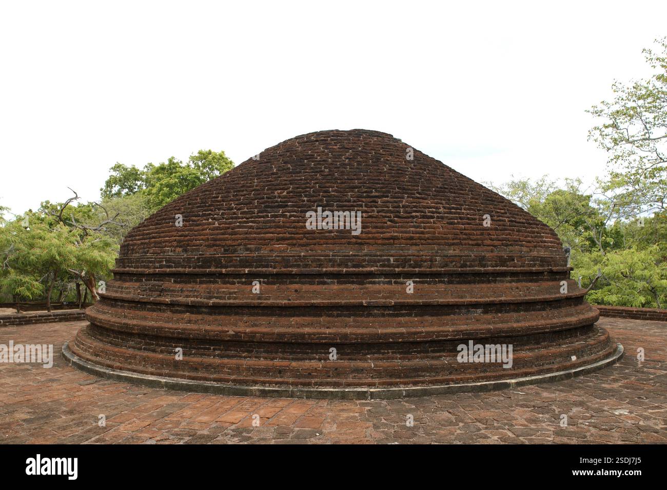 Bricks wall structure, World Heritage site, ancient city of Polonnaruwa ...