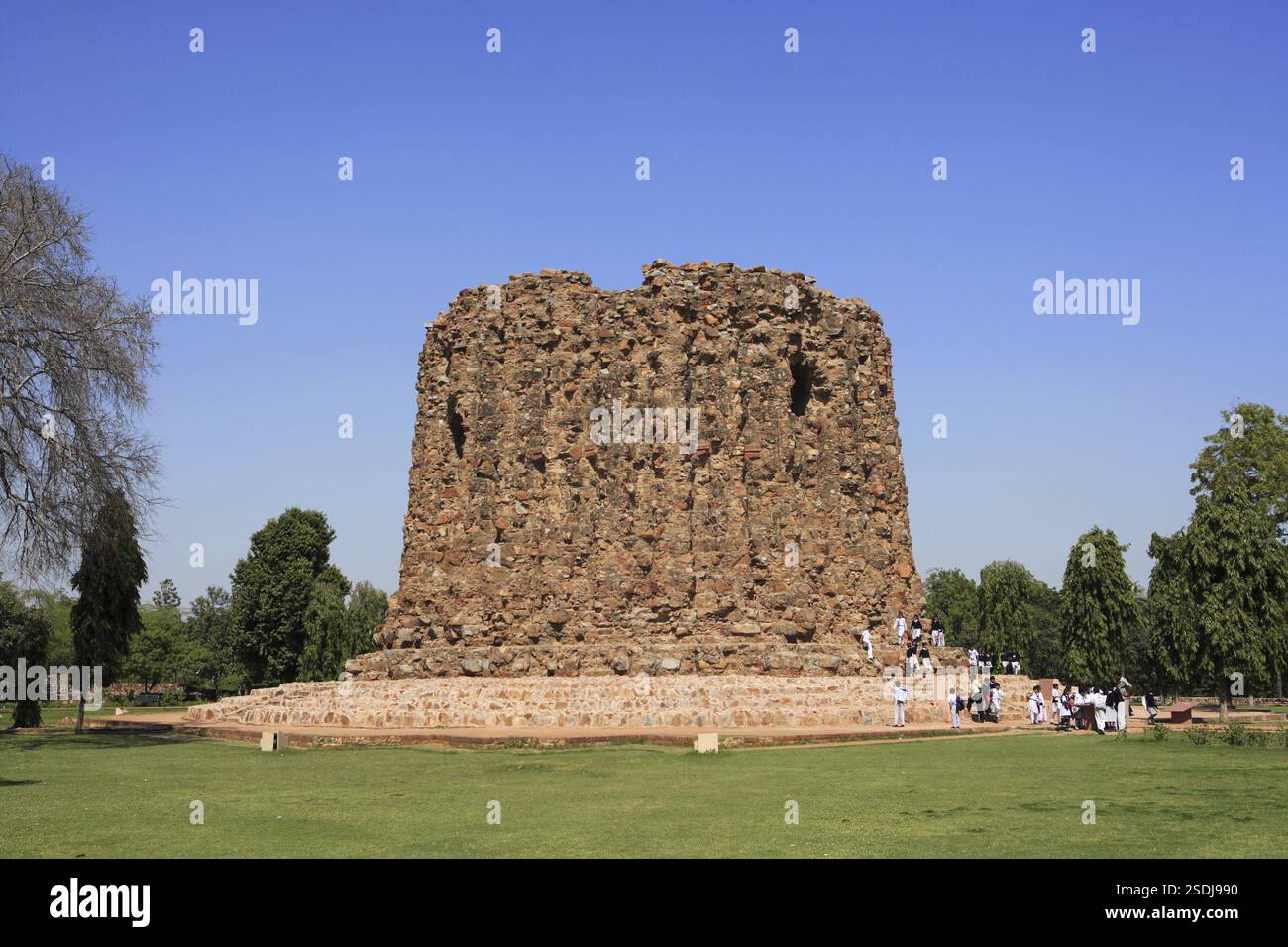 Alai Minar in Qutab Minar complex built in 1311, Delhi, India UNESCO ...
