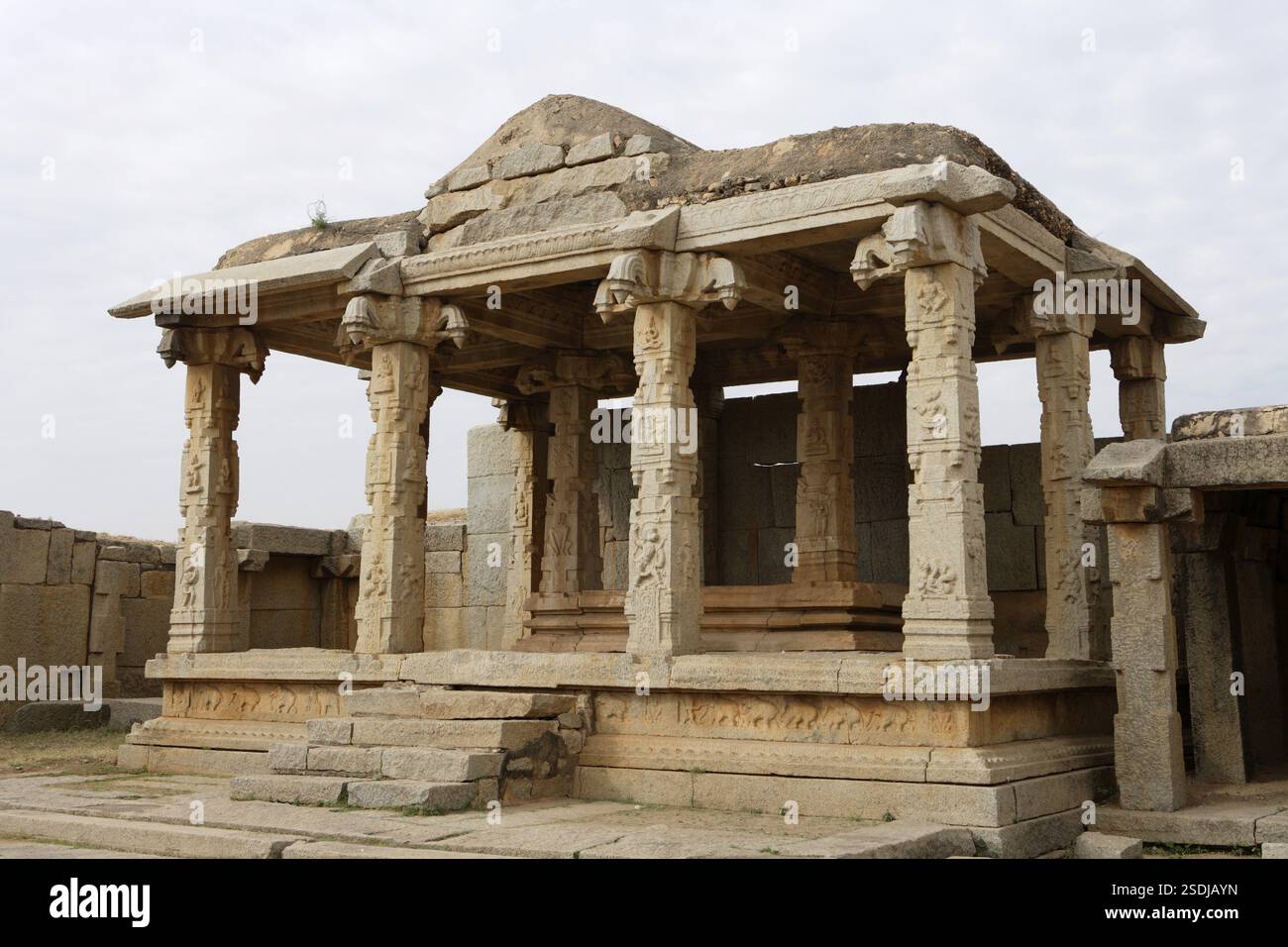 Ramchandra Temple, Hazara Rama, Hampi, Vijayanagar, UNESCO World ...