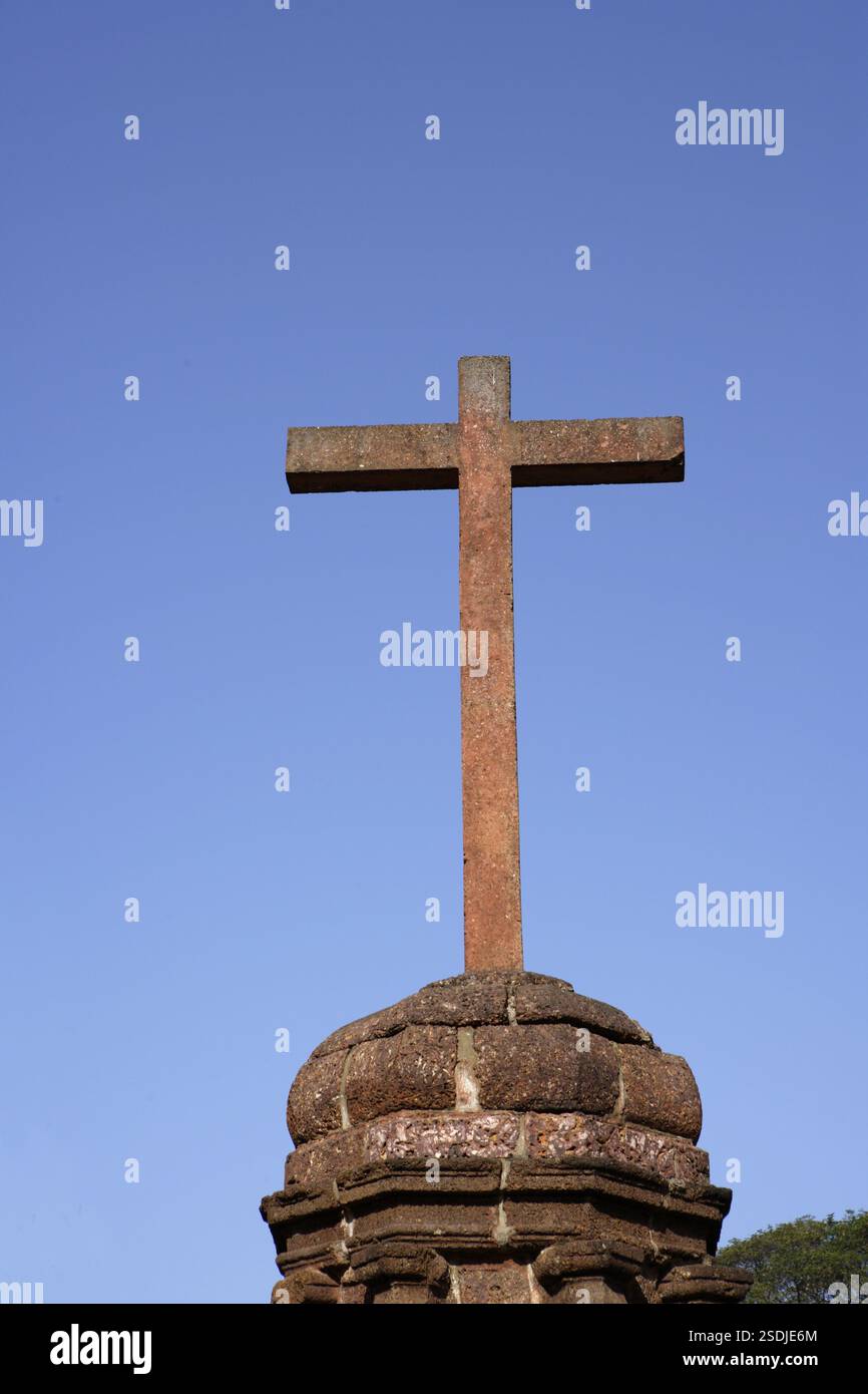 Holy Cross In Back Of Basilica Of Bom Jesus church built in 1585 A.D ...
