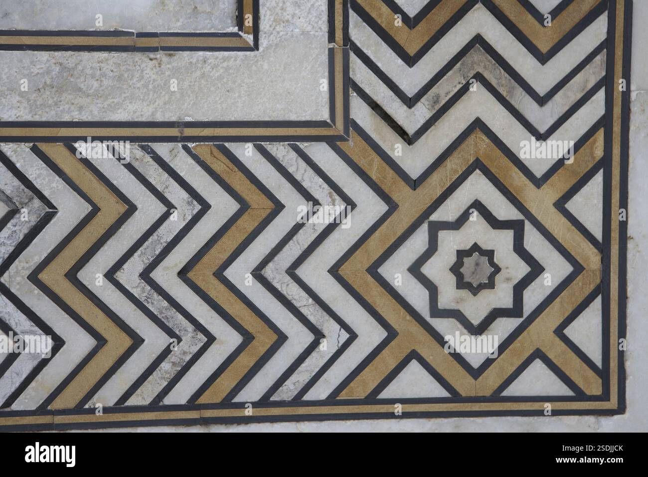 Marble inlay work of interlocking designs on wall of Taj Mahal Seventh ...