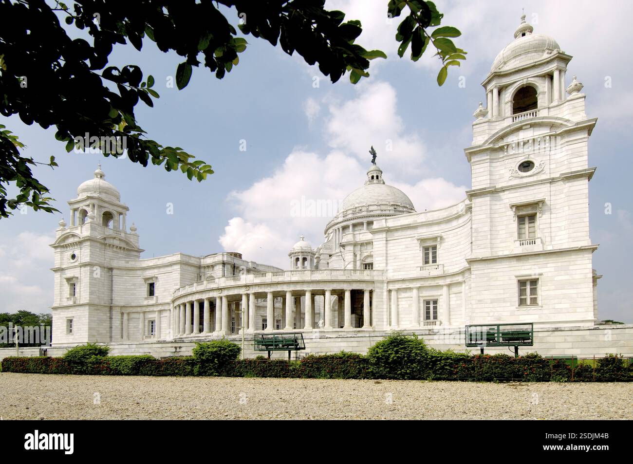 Victoria Memorial monument dome with moving angel statue, Calcutta now ...
