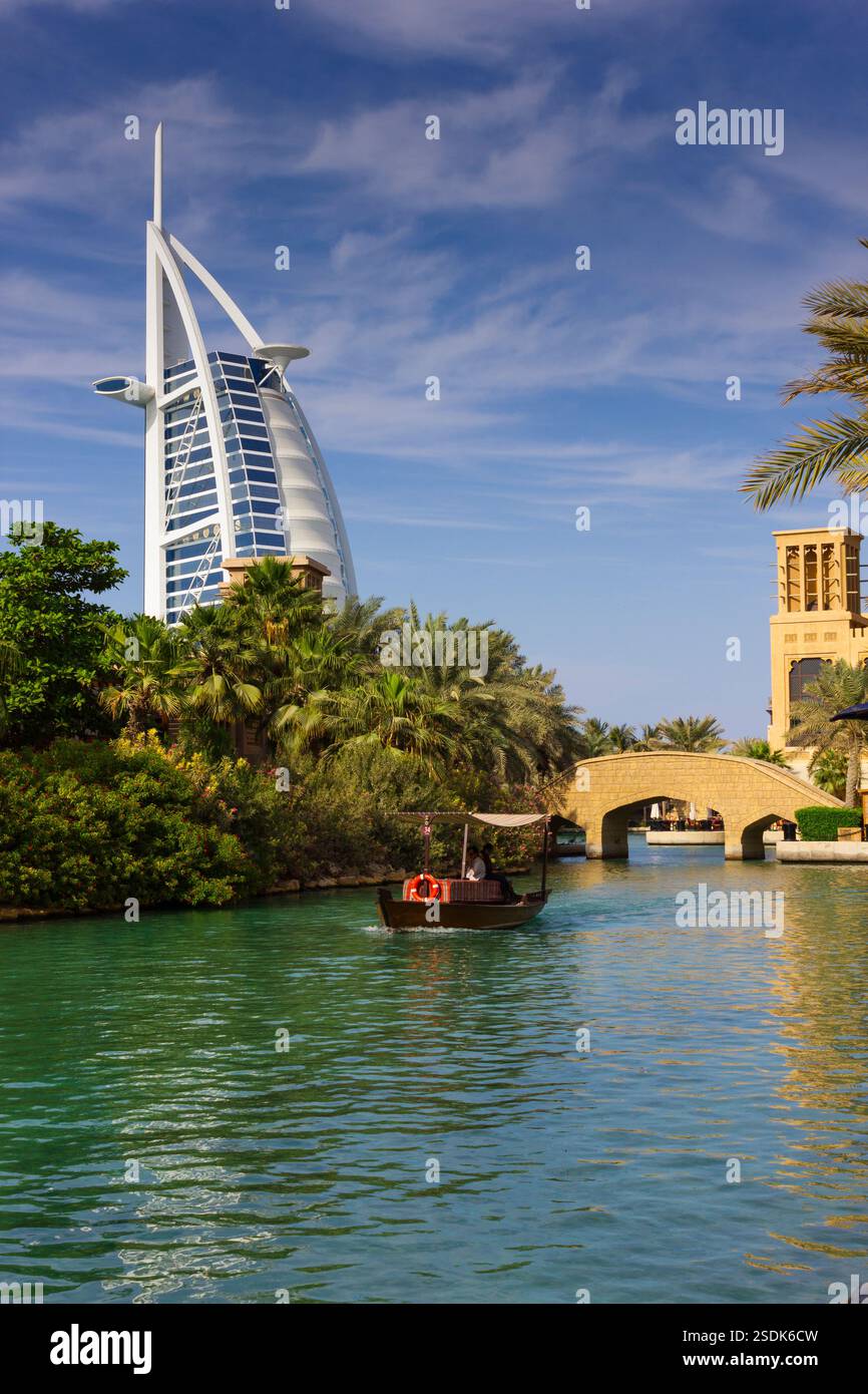 DUBAI, UAE - NOVEMBER 15: View of the hotel Burj Al Arab from Souk ...
