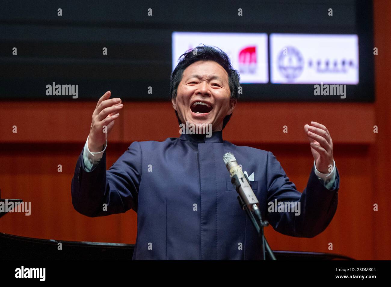 Kuala Lumpur, Malaysia. 6th Feb, 2025. Chinese singer Wang Hongwei performs during a concert ...