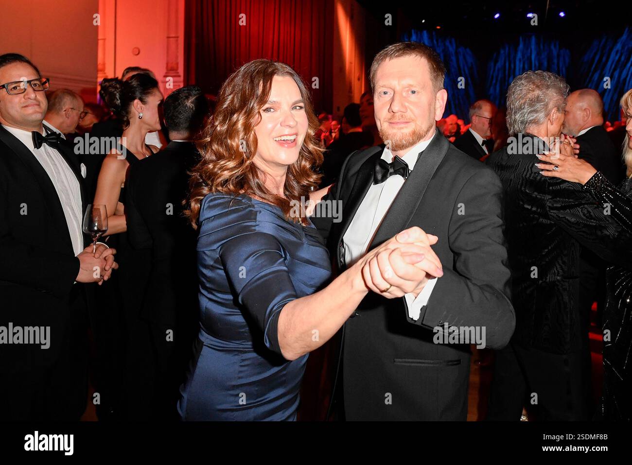 Katarina Witt und Michael Kretschmer beim Semper Opernball am 07.02.2025 in Dresden Stock Photo ...