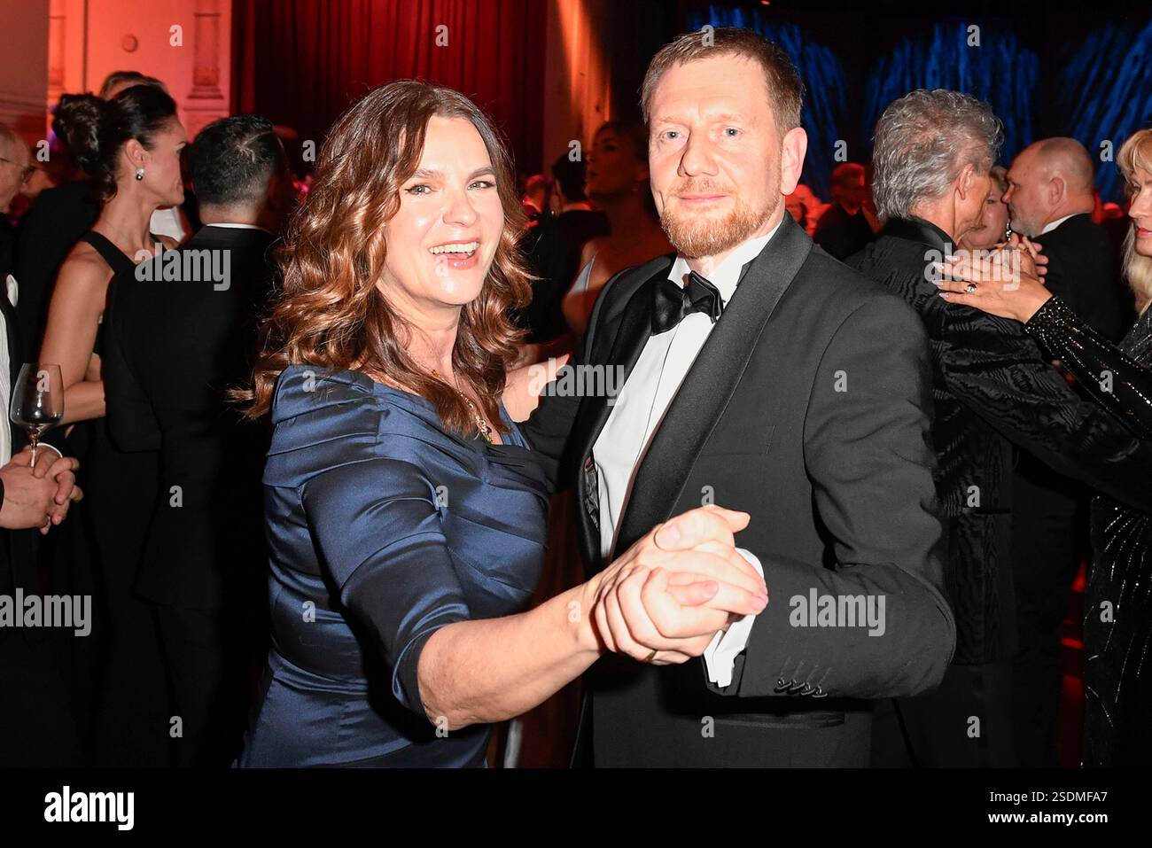 Katarina Witt und Michael Kretschmer beim Semper Opernball am 07.02.2025 in Dresden Stock Photo ...