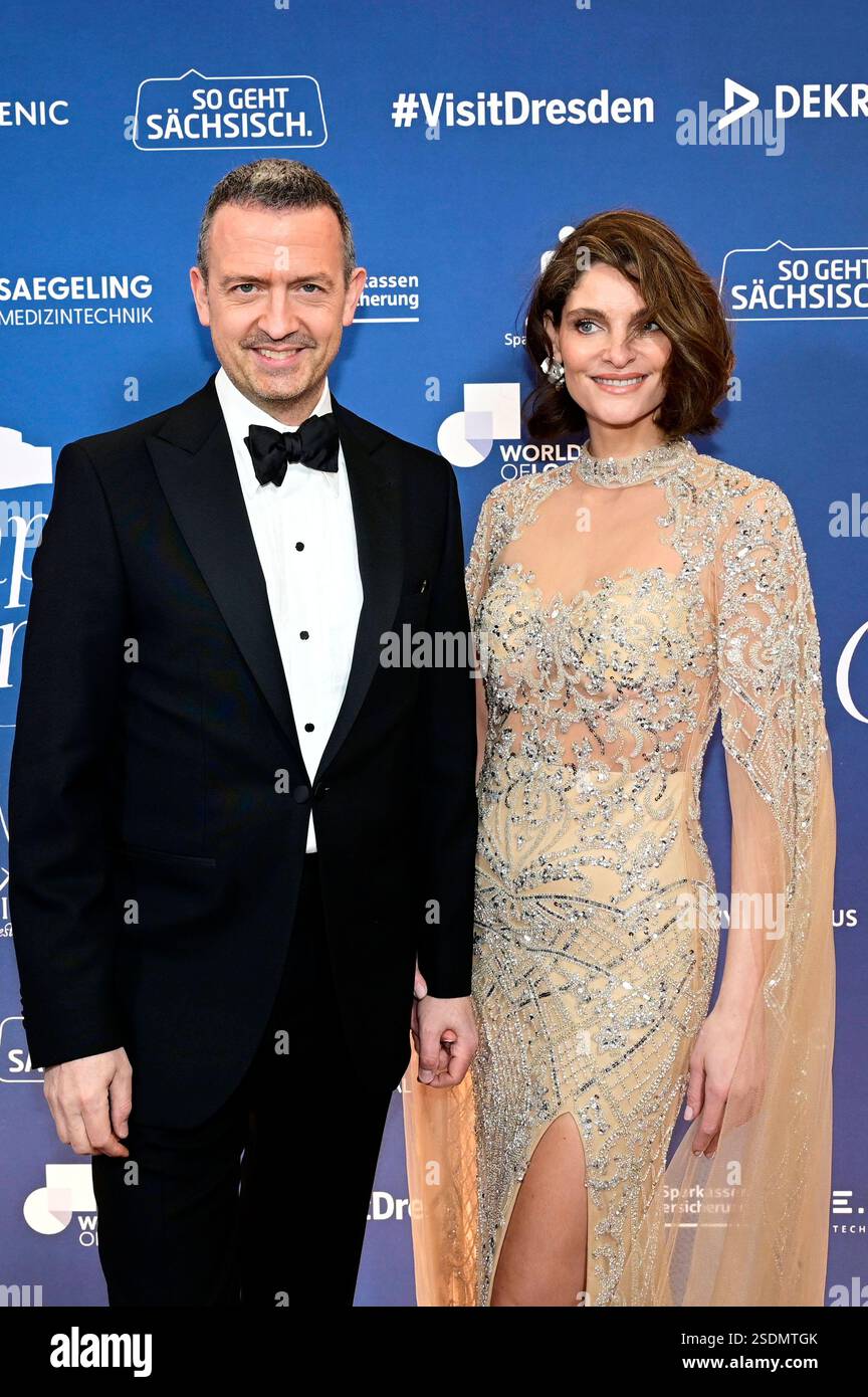 Till Brönner mit Ehefrau Nadia Dassouki beim 17. SemperOpernball 2025 ...
