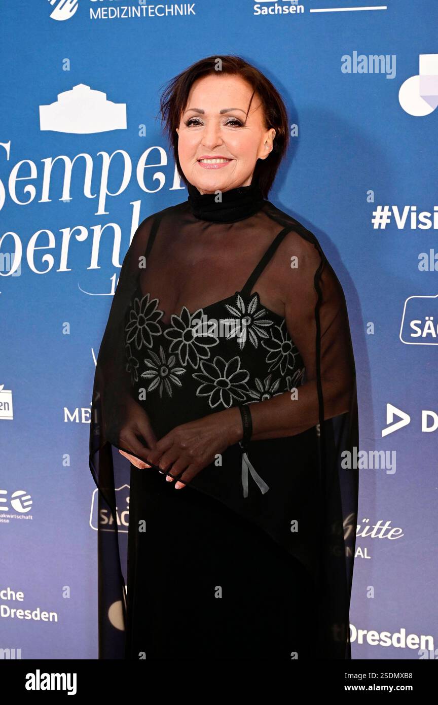 Ute Freudenberg beim 17. SemperOpernball 2025 in der Semper Oper ...