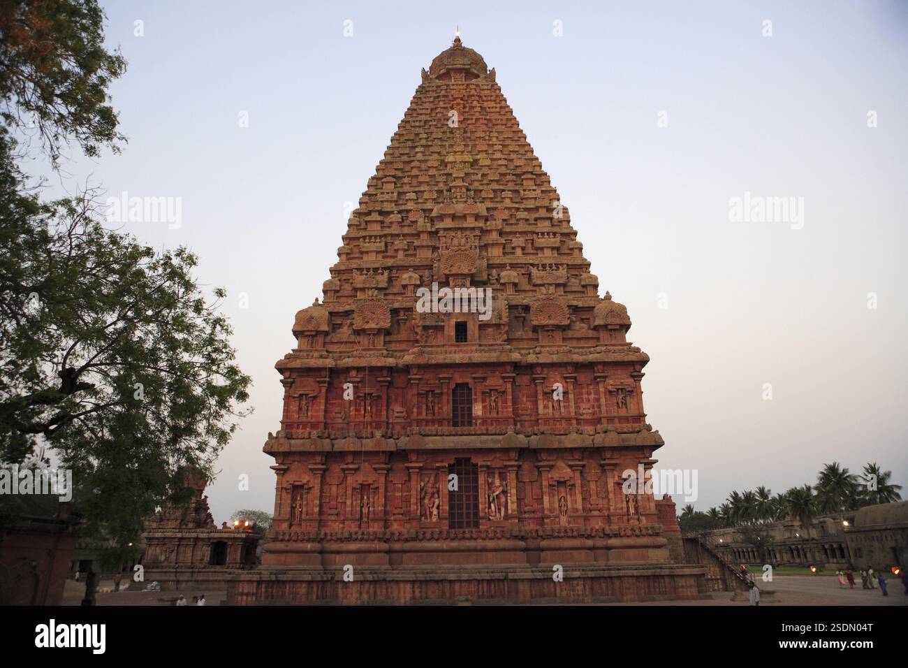 Sunset at Brihadeshwara temple called Big Temple located head of Kaveri ...