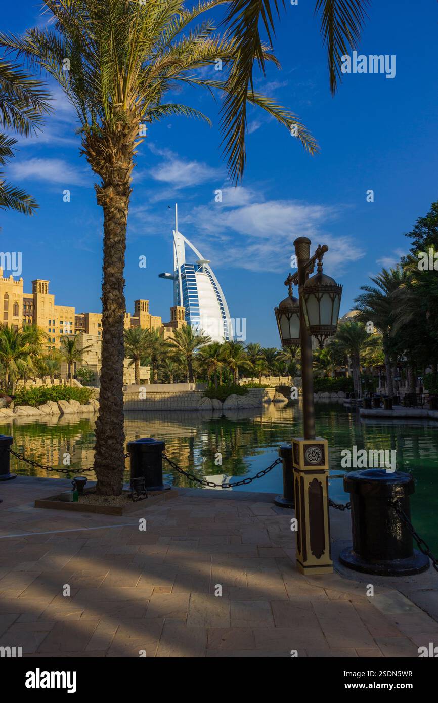 DUBAI, UAE - NOVEMBER 15: View of the hotel Burj Al Arab from Souk ...