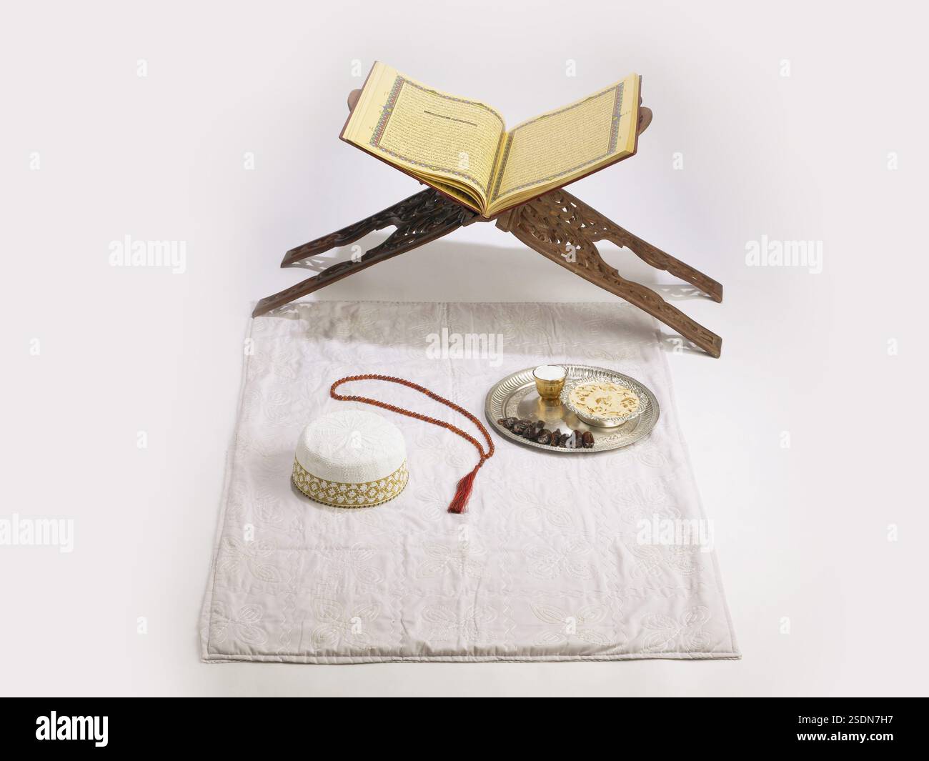 Koran prayer beads shawl mass Allah bohri Muslim topi cap eid ul-fitr ...