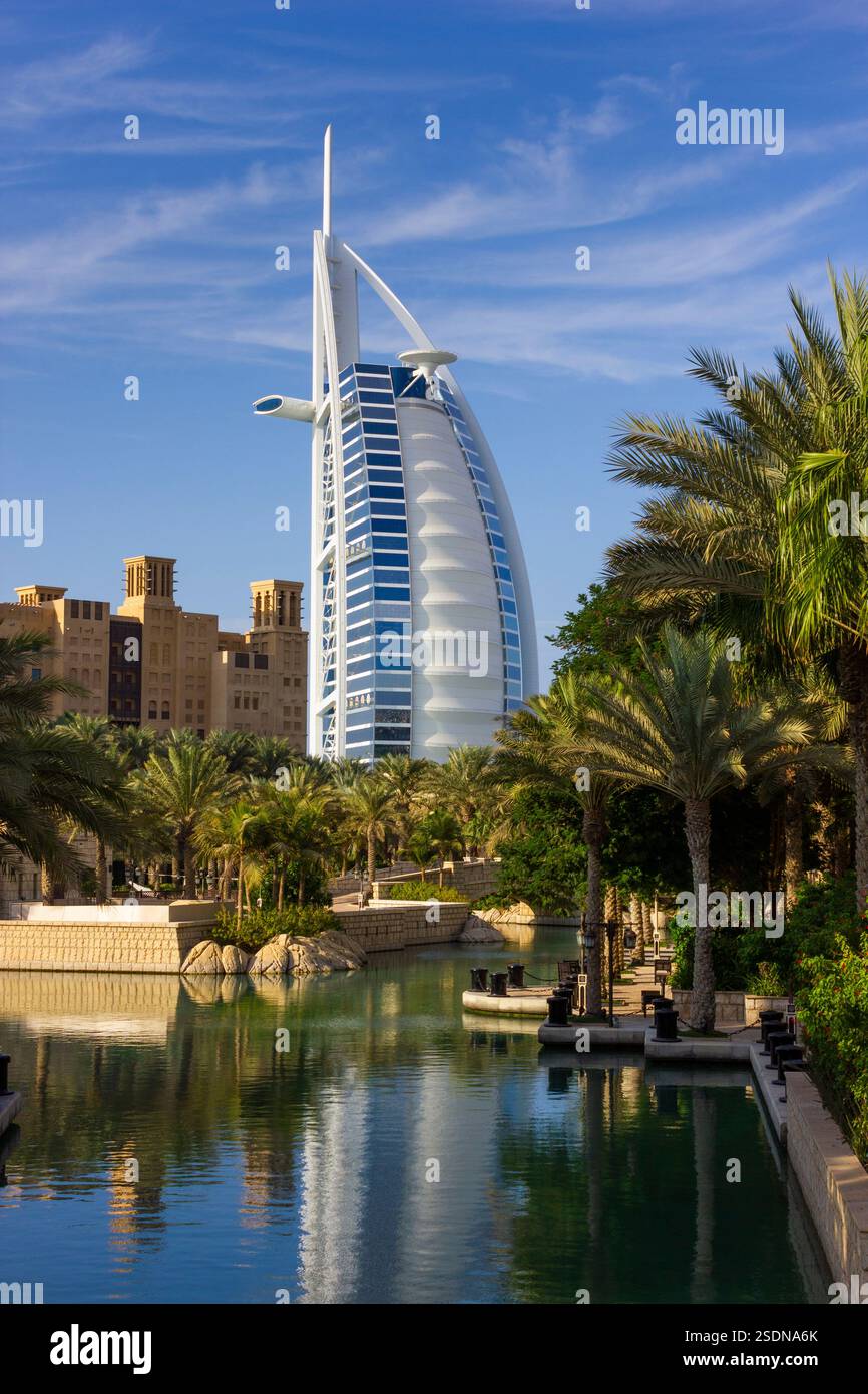 DUBAI, UAE - NOVEMBER 15: View of the hotel Burj Al Arab from Souk ...