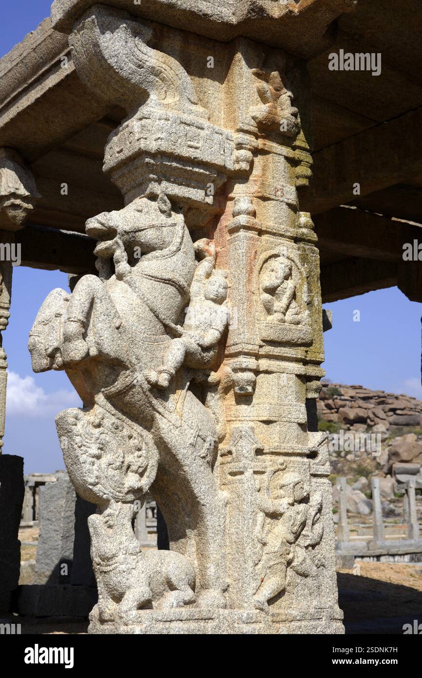 Horse bazaar, Horse rider carved in Vitthala temple complex, Hampi ...