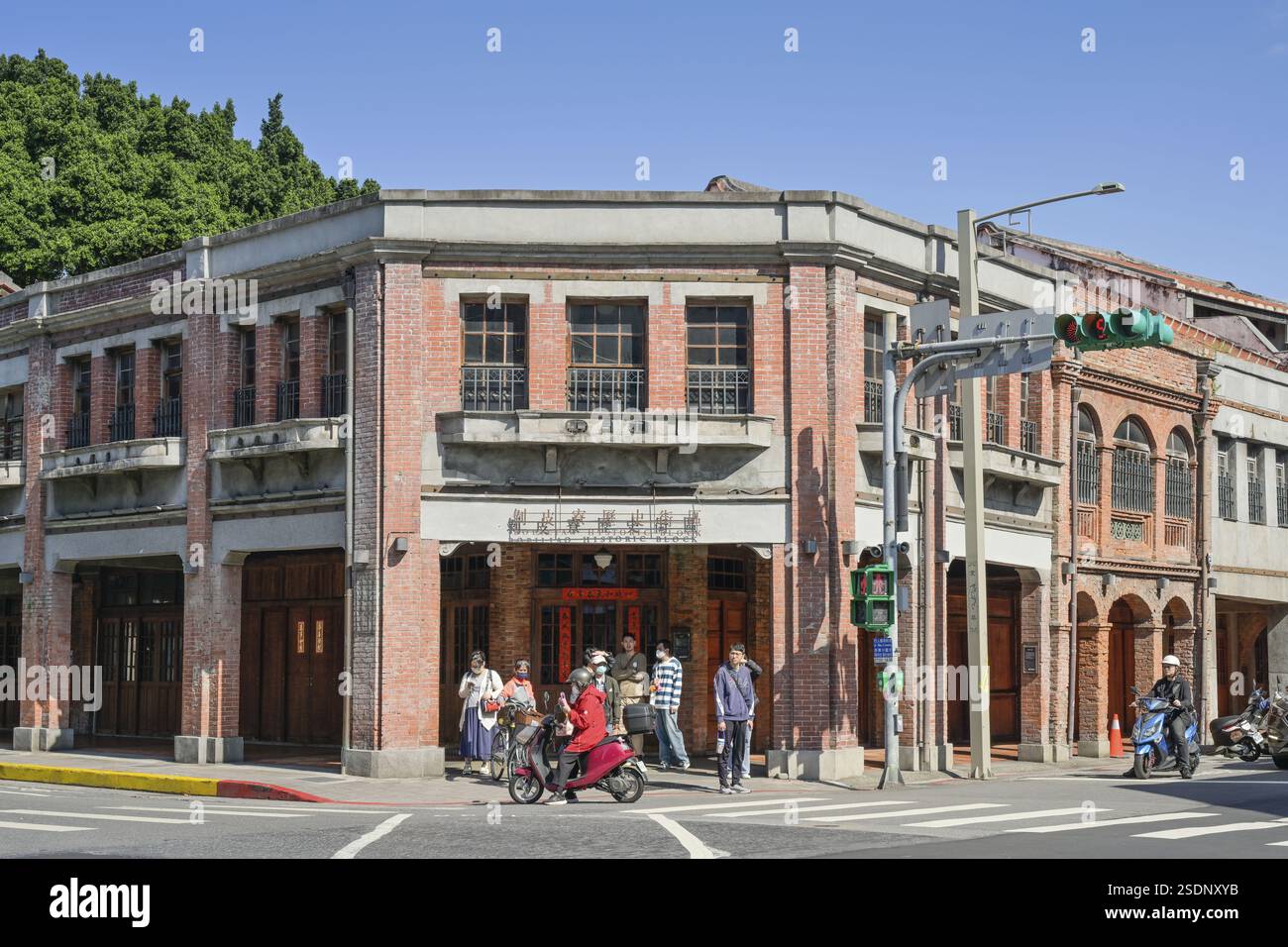 Bopiliao Historical Block, historical commercial buildings, Kangding ...