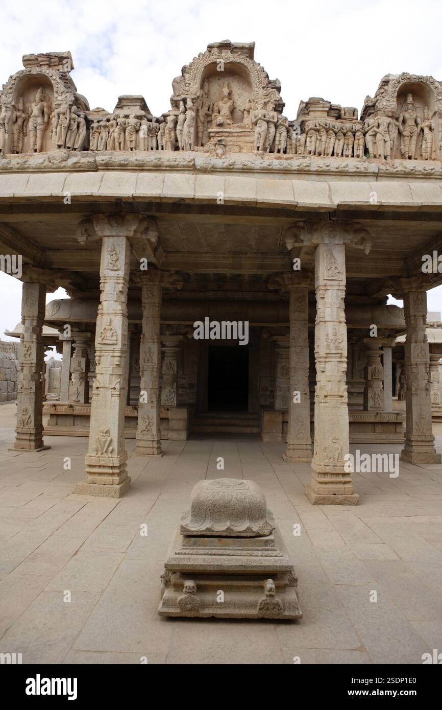 Ramchandra Temple, Hazara Rama, Hampi, Vijayanagar, UNESCO World ...