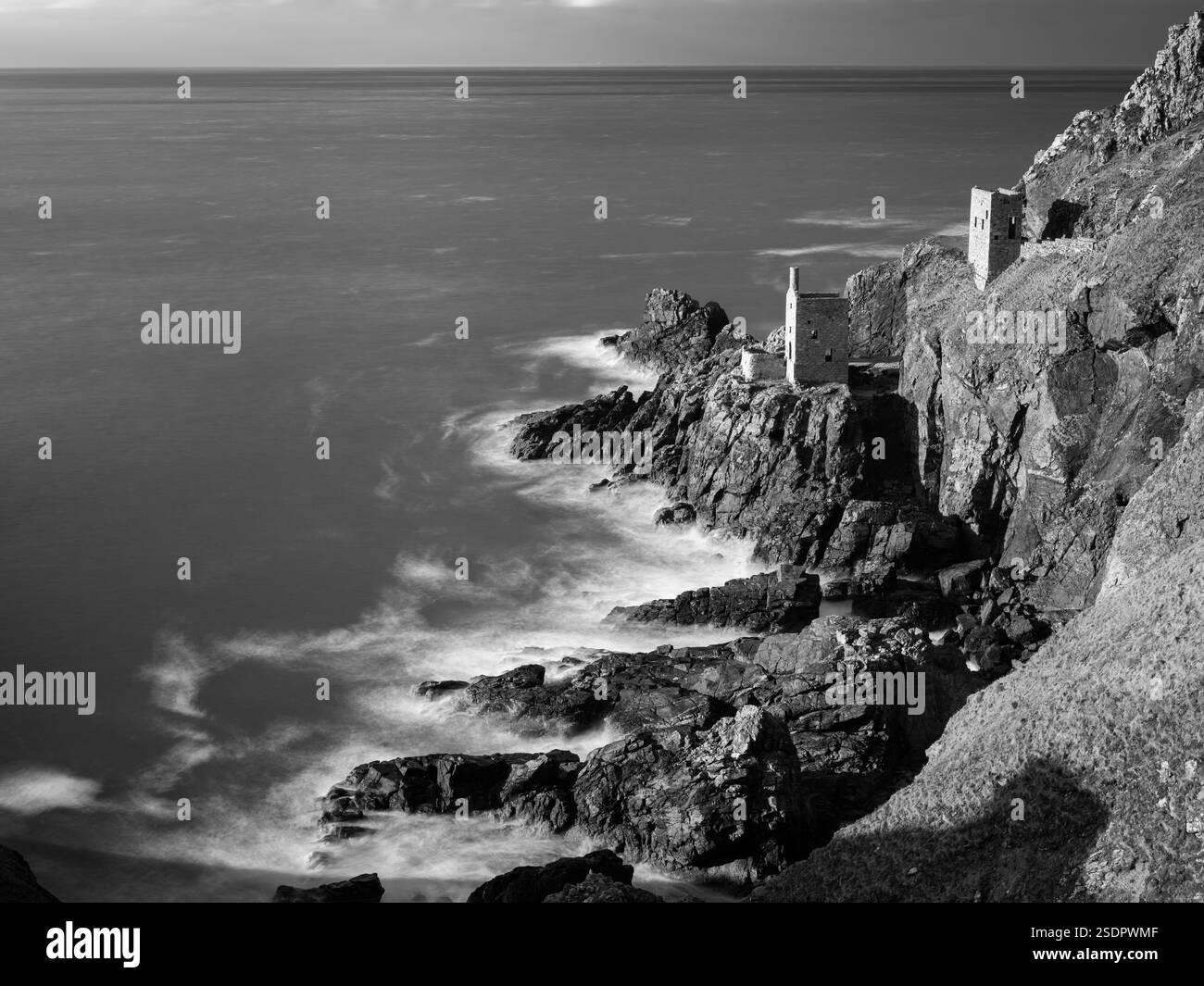 Tin mine cornwall winter Black and White Stock Photos & Images - Alamy