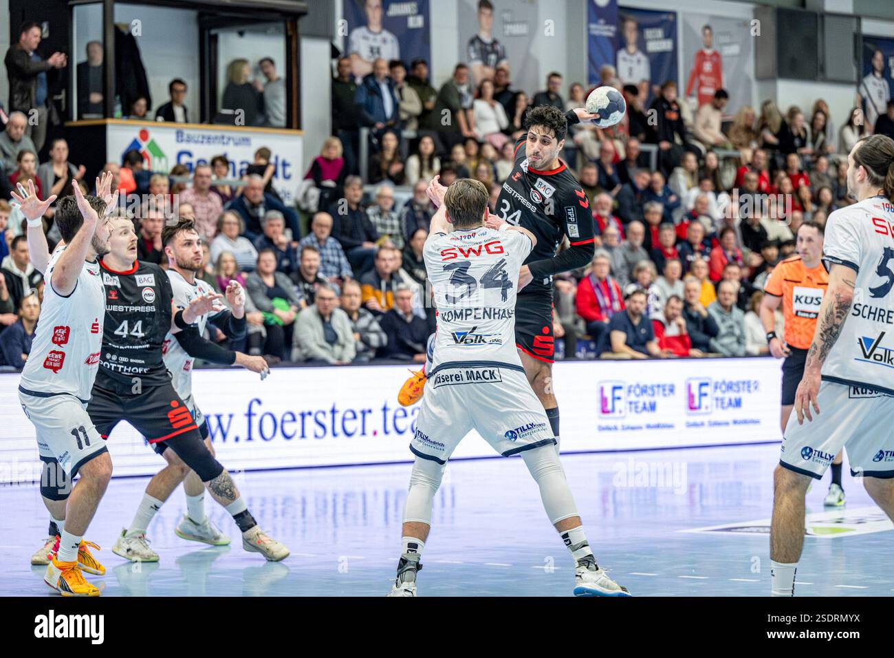Yonatan Dayan (ASV Hamm-Westfalen, 34), Paul Kompenhans (TV H?ttenberg ...