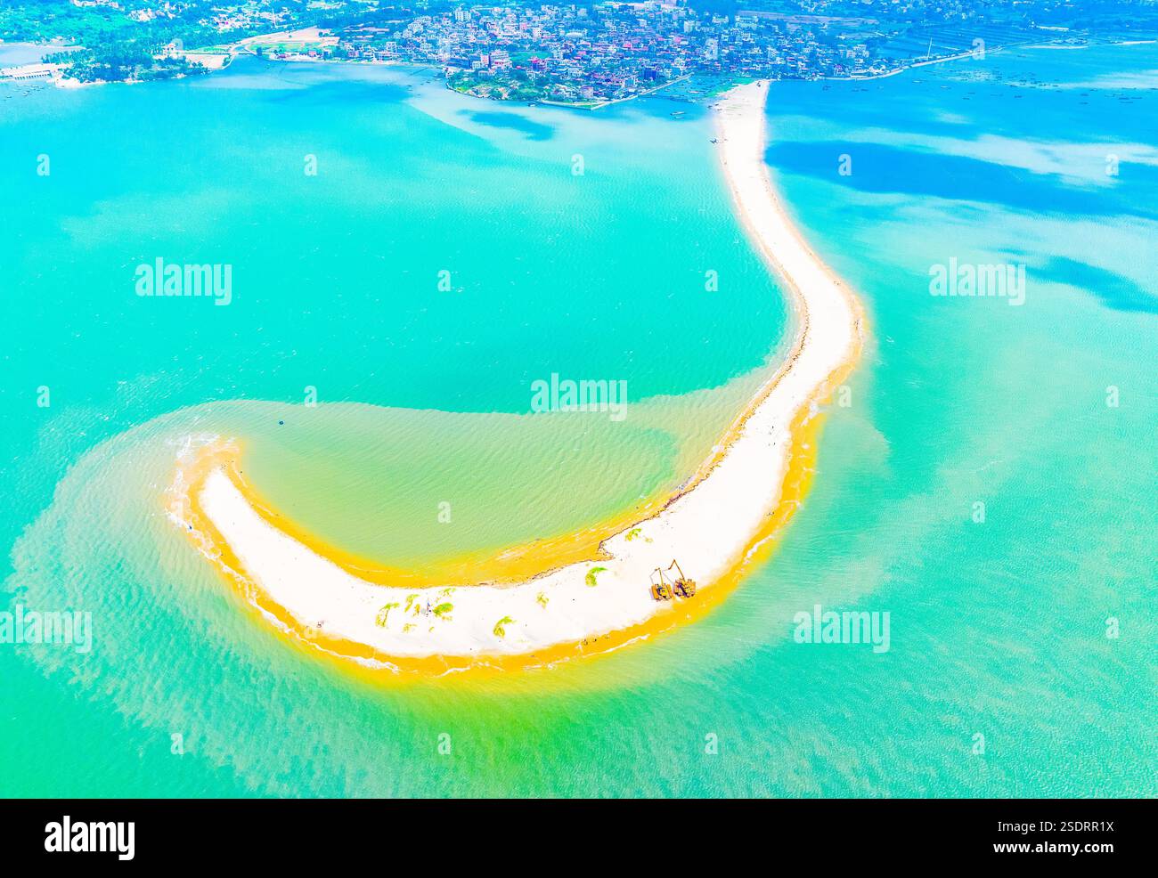 Clear ocean water stunning sandbar hi-res stock photography and images ...